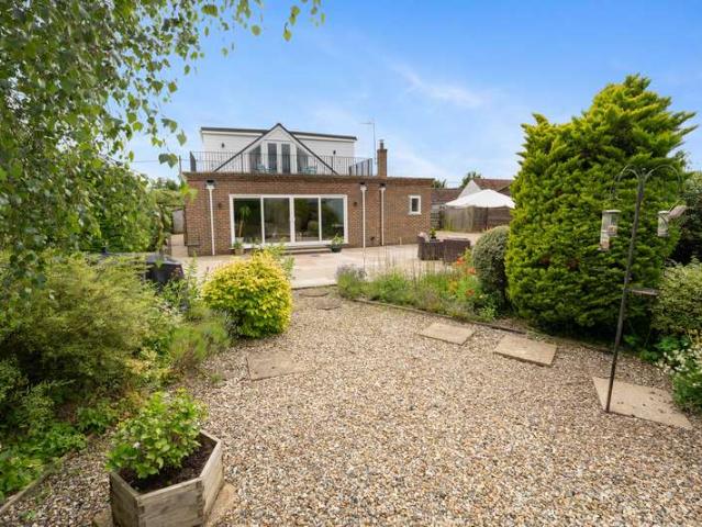 4 Bedroom Property