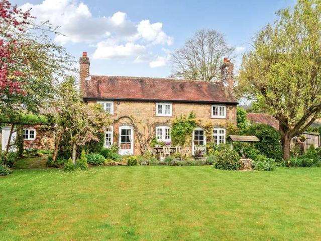 4 Bedroom Property
