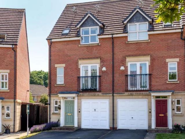 4 Bedroom Property