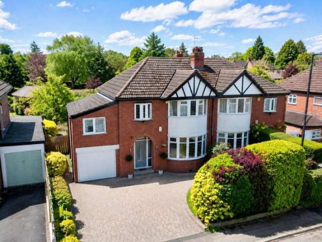 4 Bedroom Property