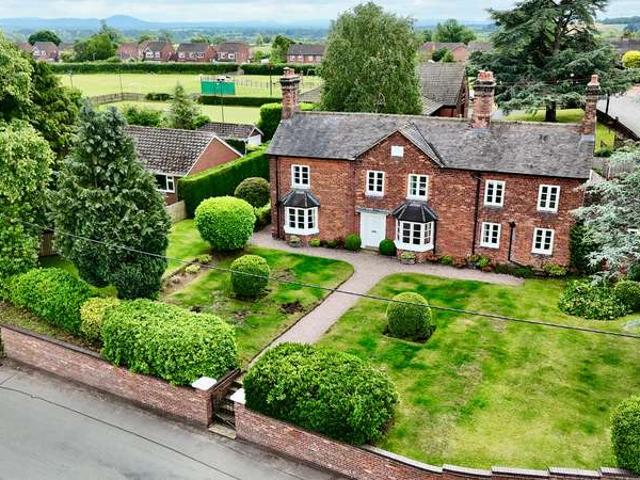 4 Bedroom Property