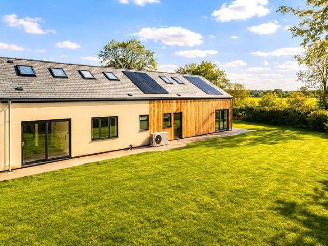 4 Bedroom Property