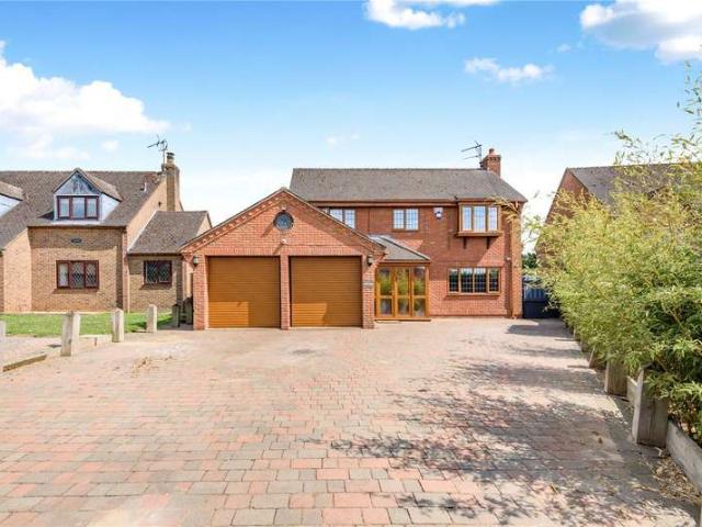 4 Bedroom Property