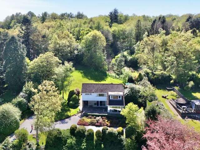 4 Bedroom Property