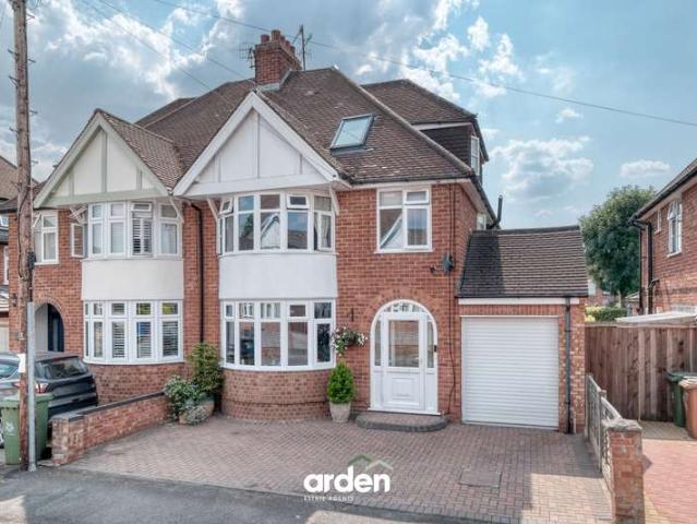 4 Bedroom Property