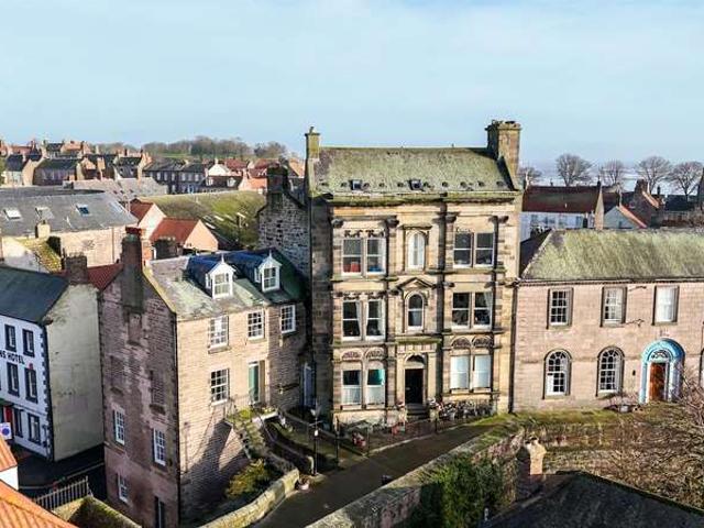 4 Bedroom Property