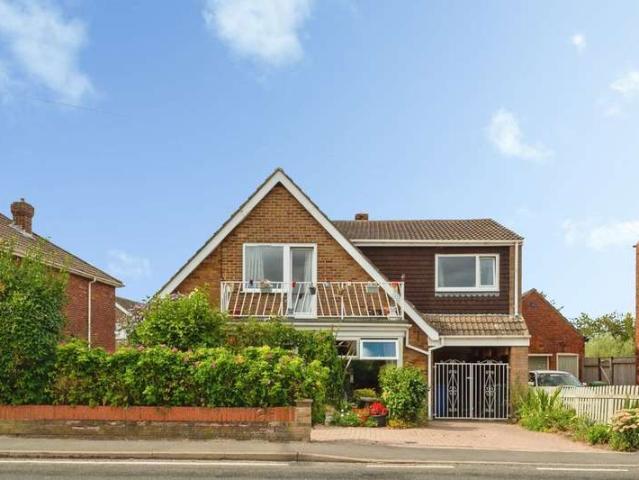 4 Bedroom Property