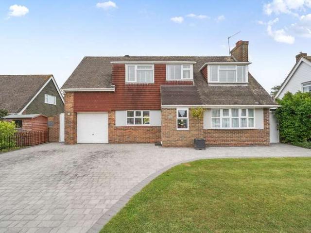 4 Bedroom Property