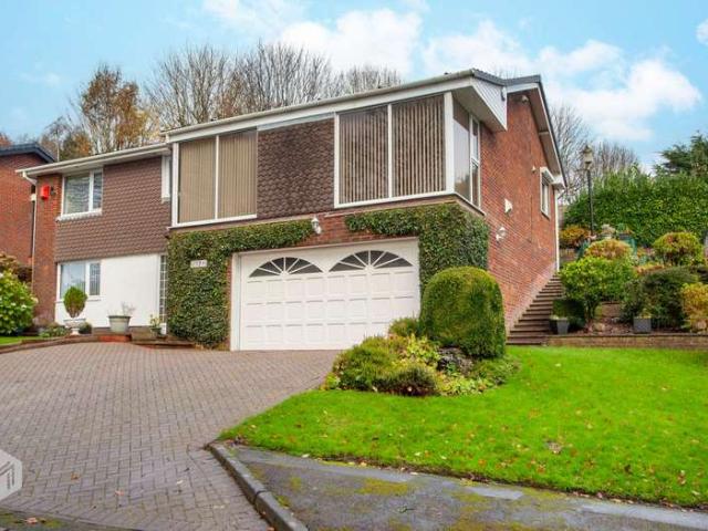 4 Bedroom Property