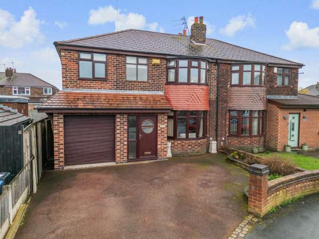4 Bedroom Property