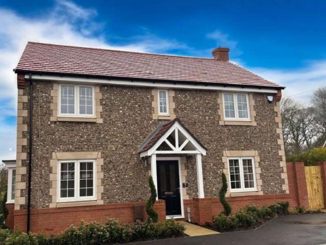 4 Bedroom Property