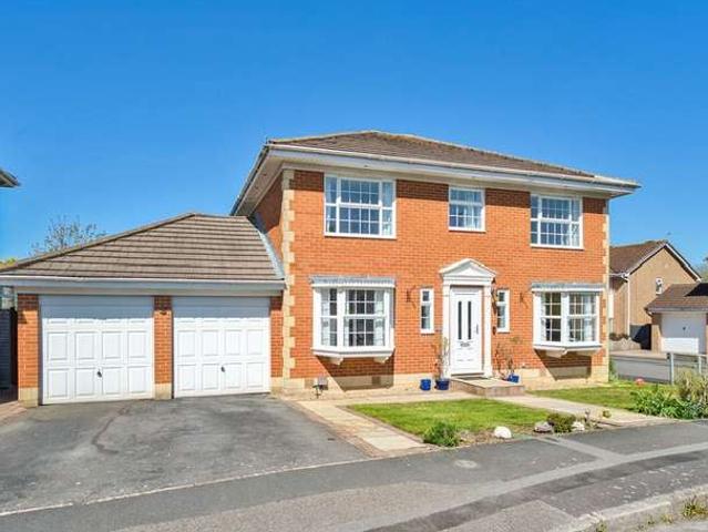 4 Bedroom Property