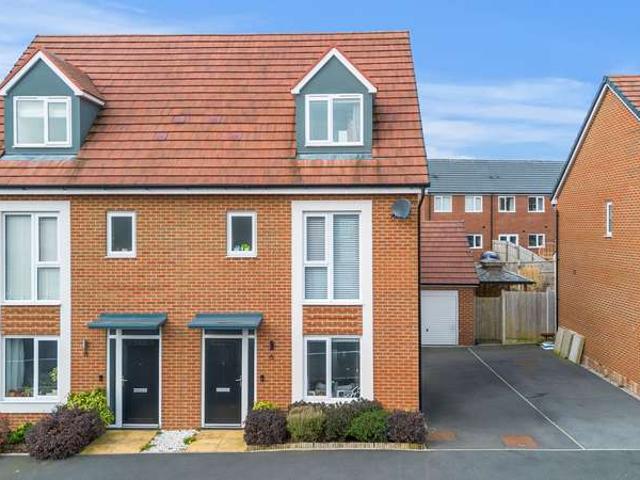 4 Bedroom Property