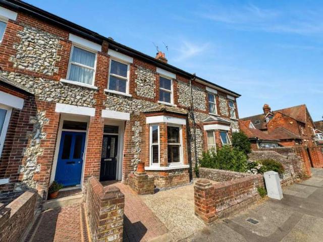 4 Bedroom Property
