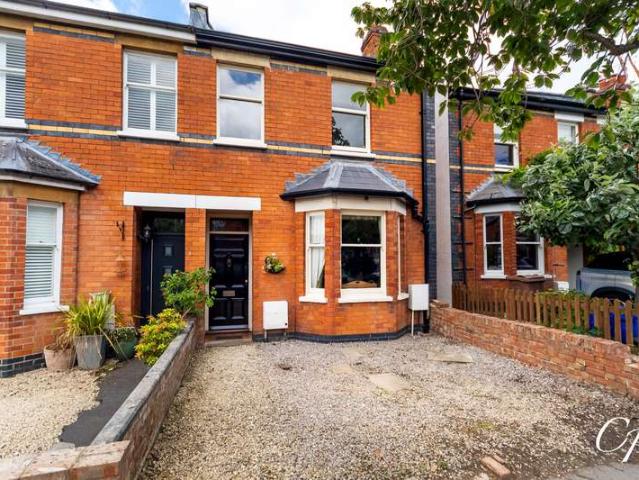 4 Bedroom Property