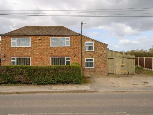 4 Bedroom Property