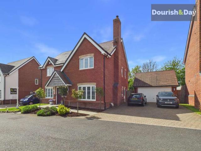 4 Bedroom Property