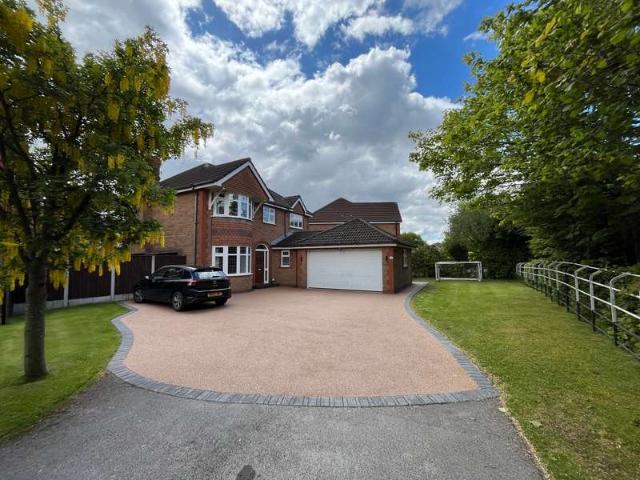 4 Bedroom Property