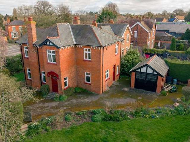 4 Bedroom Property