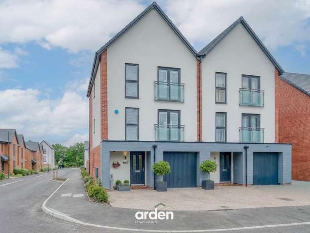 4 Bedroom Property