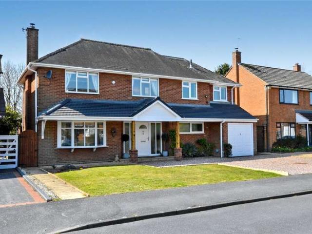 4 Bedroom Property