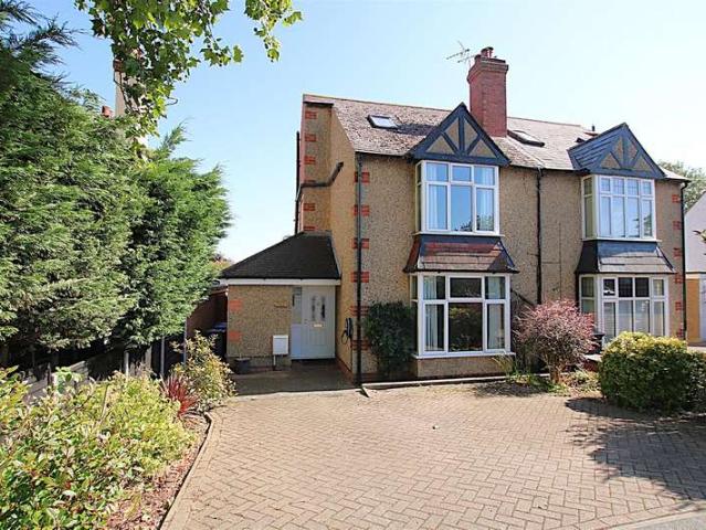 4 Bedroom Property