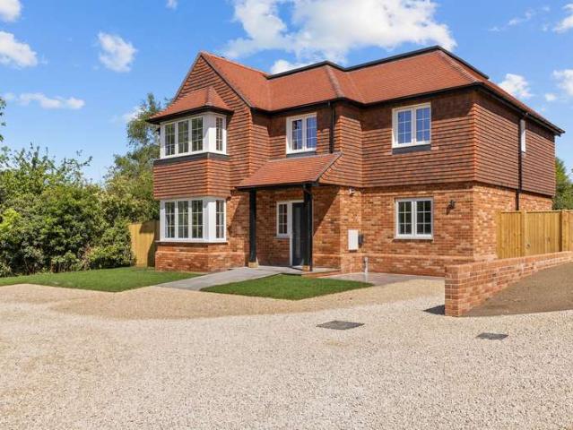 4 Bedroom Property