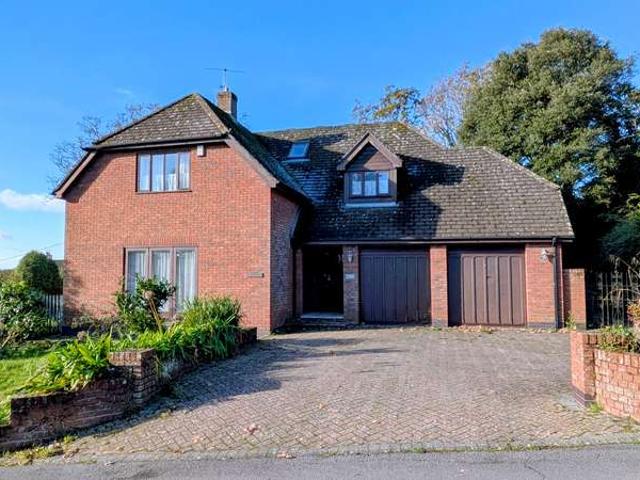 4 Bedroom Property