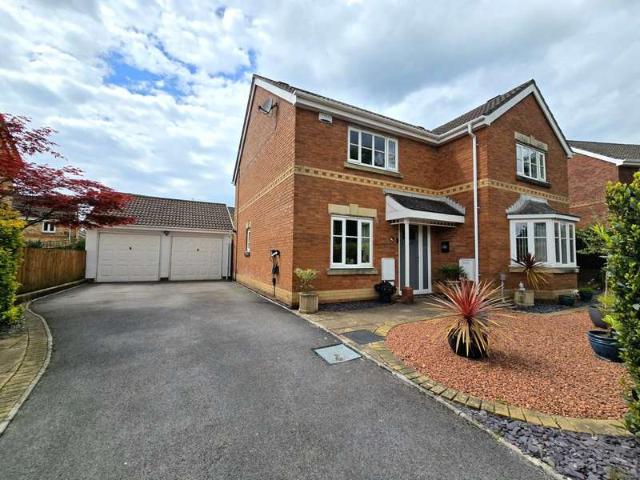 4 Bedroom Property