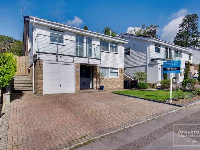 4 Bedroom Property