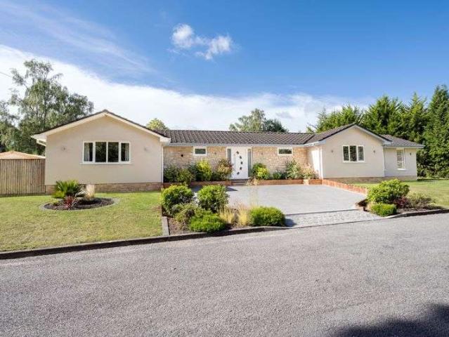 4 Bedroom Property