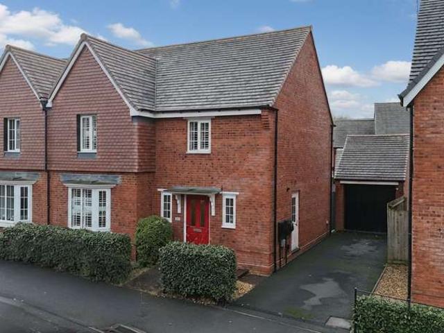 4 Bedroom Property