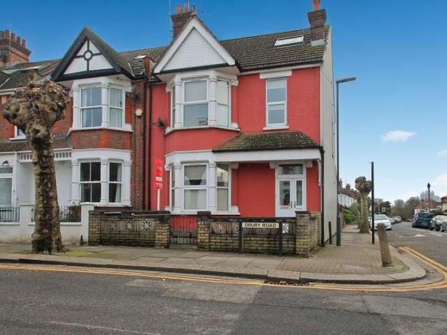 4 Bedroom Property