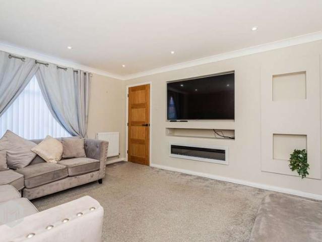 4 Bedroom Property