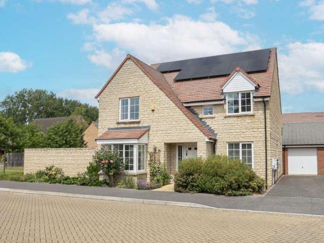 4 Bedroom Property