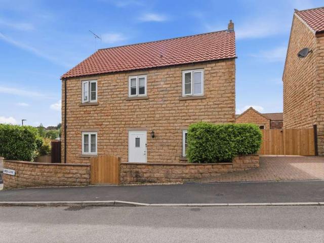 4 Bedroom Property