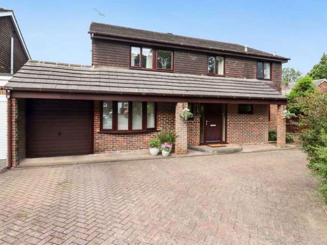 4 Bedroom Property