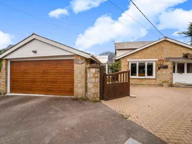 4 Bedroom Property