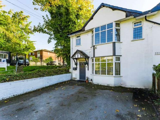4 Bedroom Property