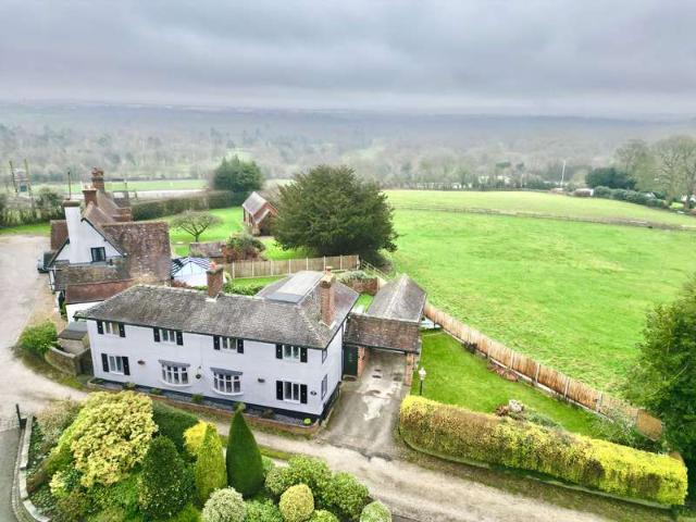 4 Bedroom Property