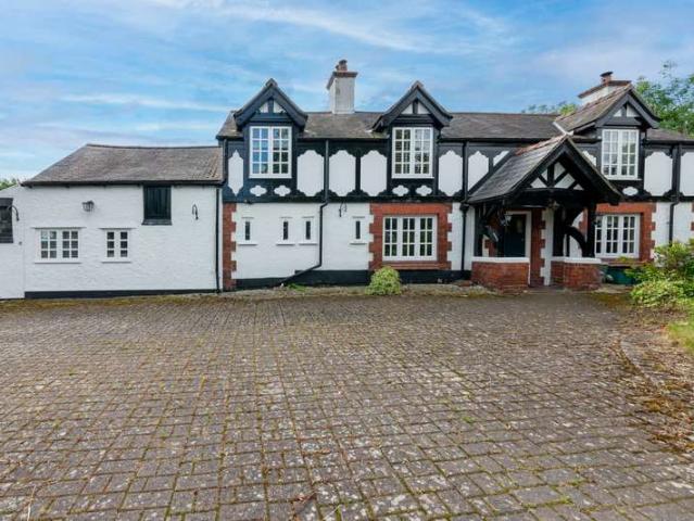 4 Bedroom Property