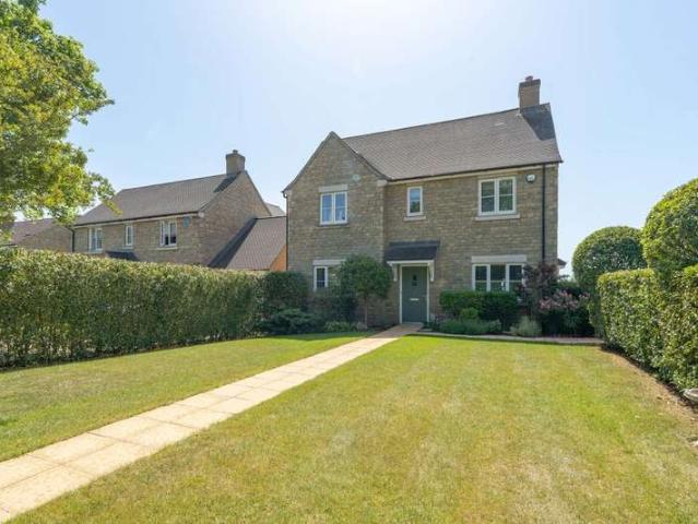 4 Bedroom Property