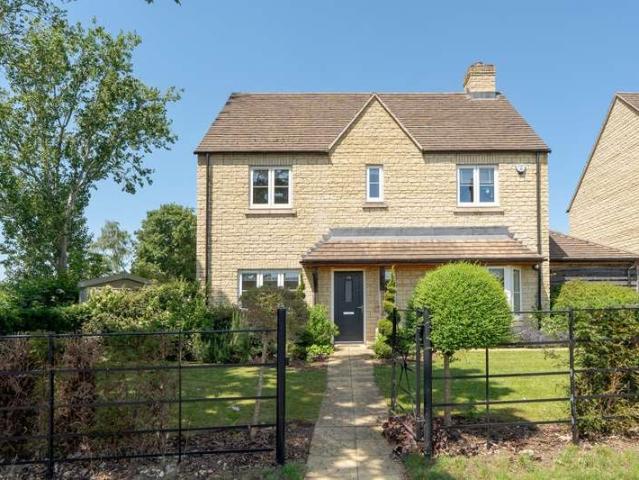 4 Bedroom Property