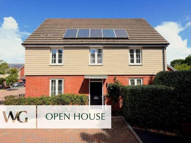 4 Bedroom Property