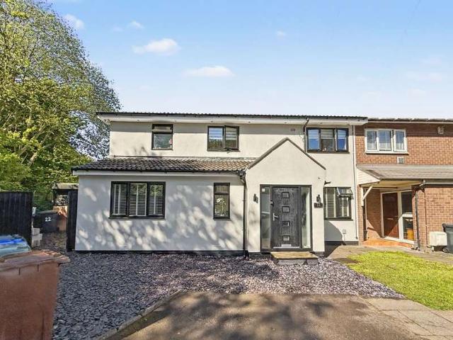 4 Bedroom Property