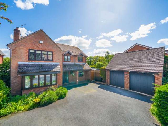4 Bedroom Property