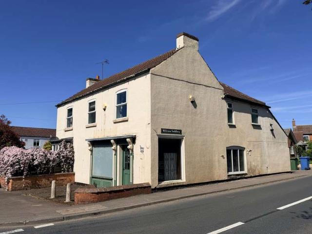 4 Bedroom Property