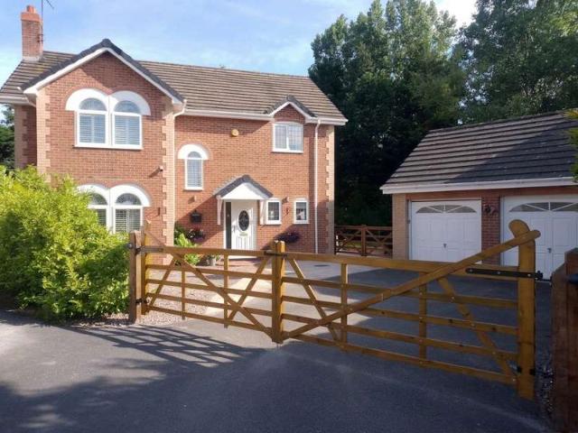4 Bedroom Property