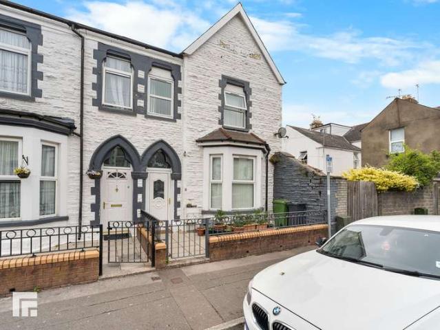 4 Bedroom Property