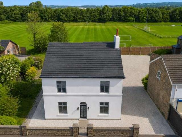4 Bedroom Property